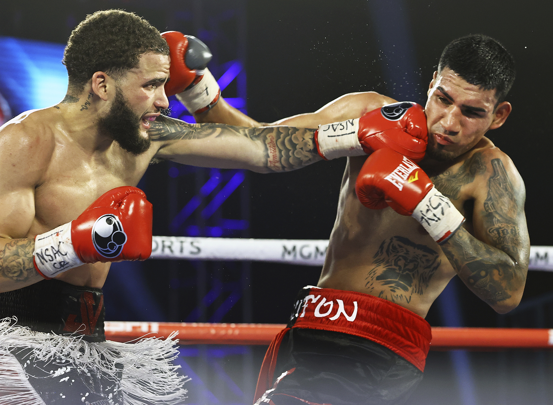 JOSUE VARGAS VICTORIOSO EN LAS VEGAS: ARRIBA PUERTO RICO - EL VIRUS DEL ...